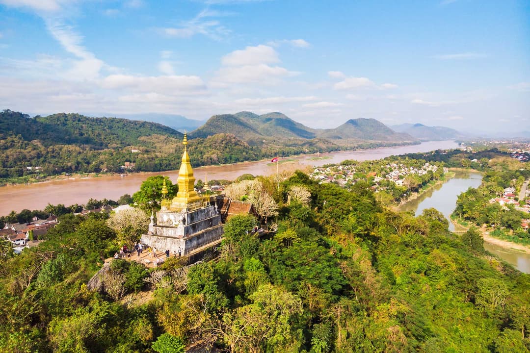 Phousi mountain In Luang Prabang - A Perfect Place To Feel Warm Sunset