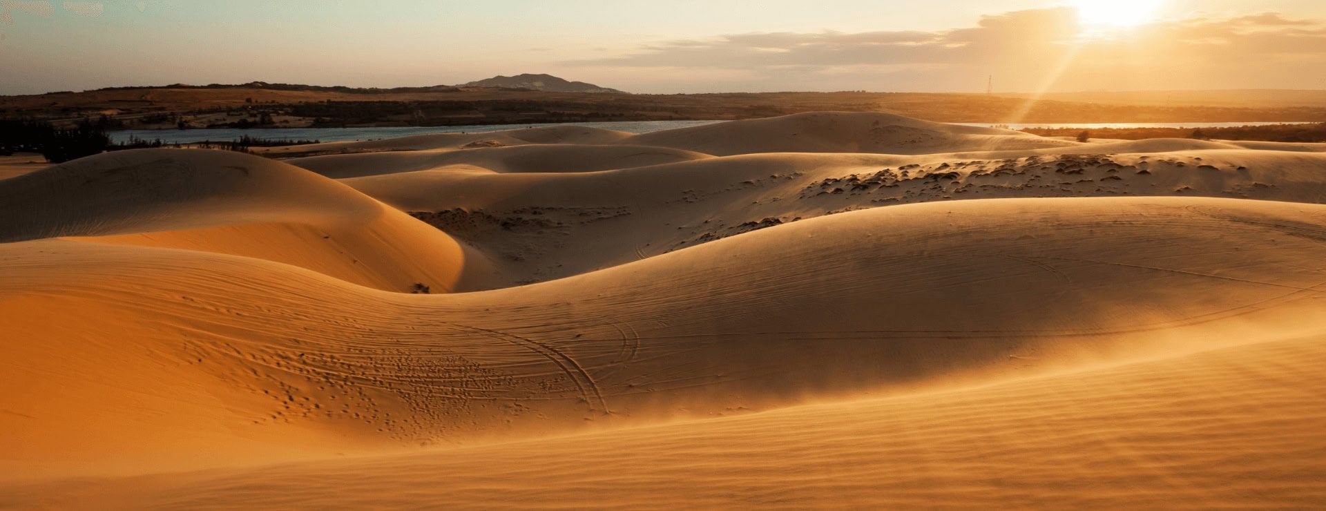 Journey To The Real Dune with Mui Ne Sand Dunes in Vietnam
